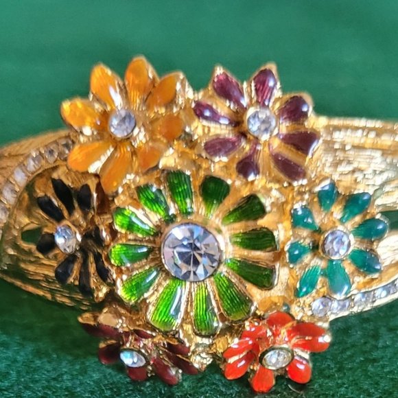Ivana Trump | Jewelry | Ivana Trump Rhinestone Flower Bracelet Watch ...